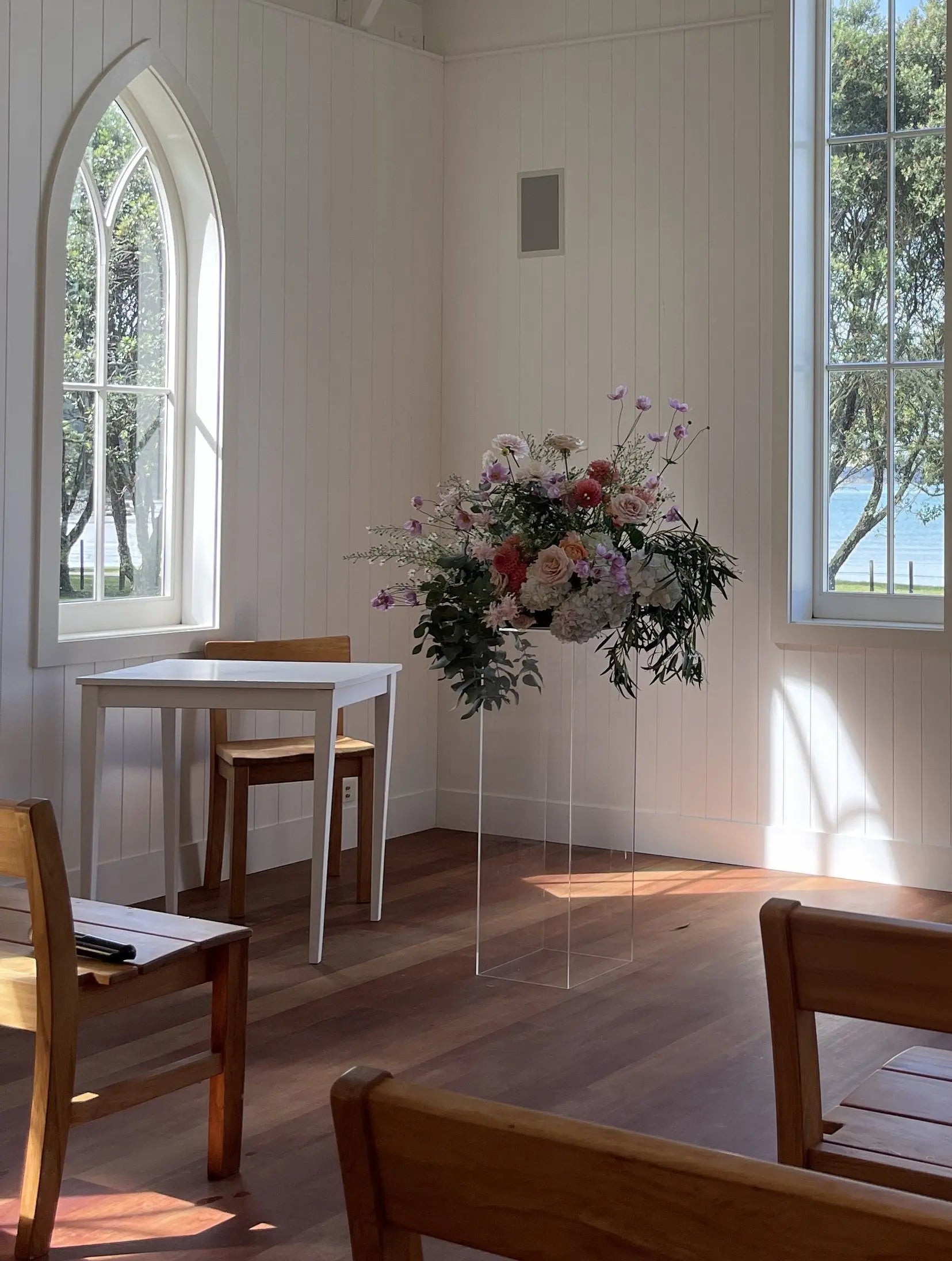 White Signing Table │ Hire │ The Island Collection – Island Collection ...